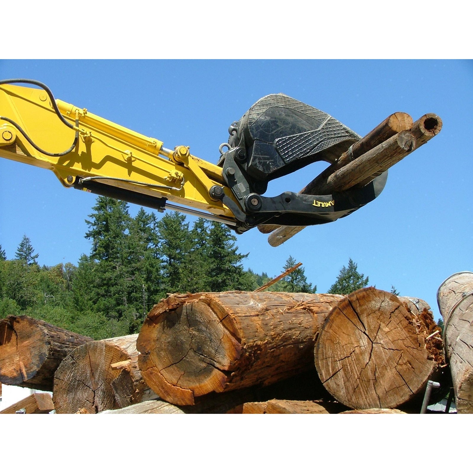 POWERCLAMP Hydraulic Excavator and Backhoe Thumb