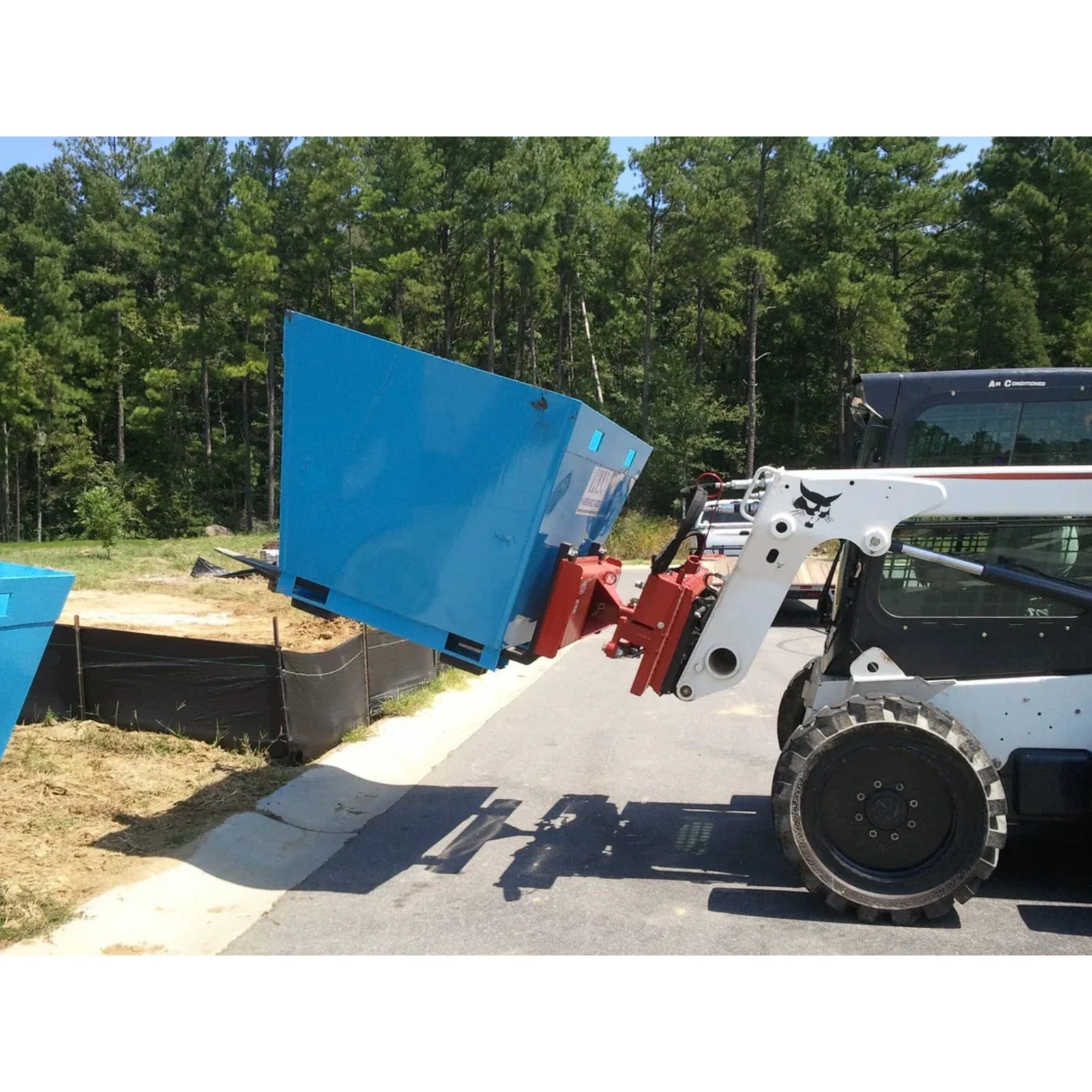 EZ SPOT UR Skid Steer Pallet Forks Attachment