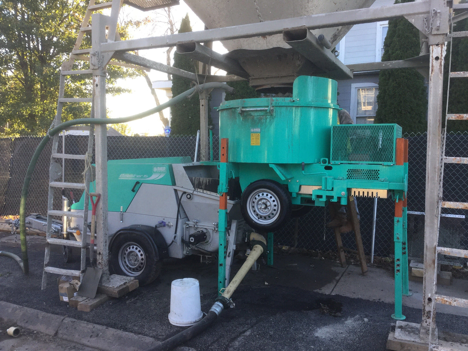 IMER MIX 750 Vertical Shaft Pan Mixer, MBP 22 CF Material Batch Mixer