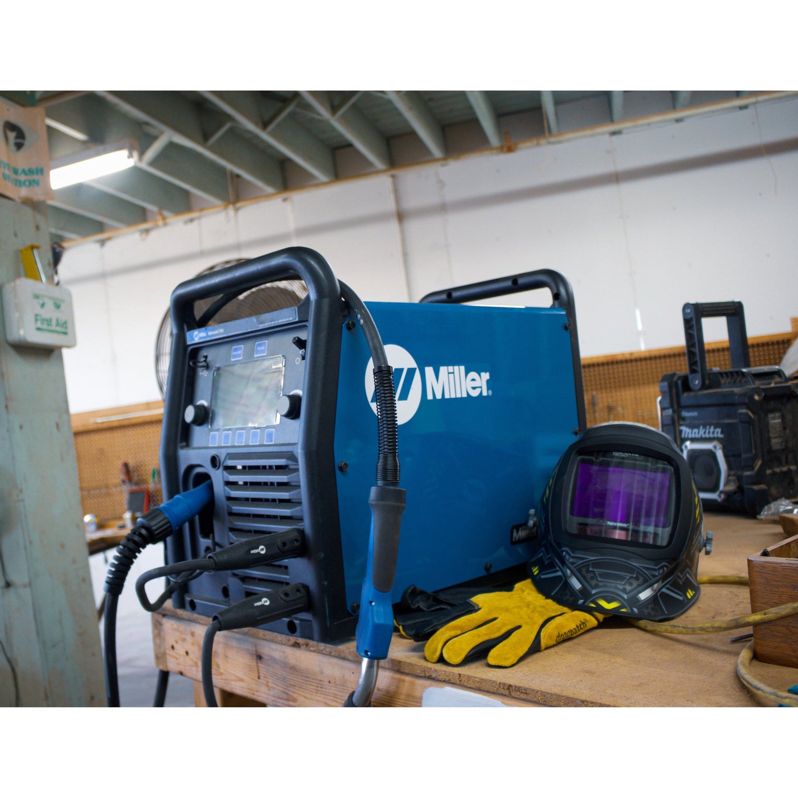 Miller 907734 Millermatic 255 Mig Welder